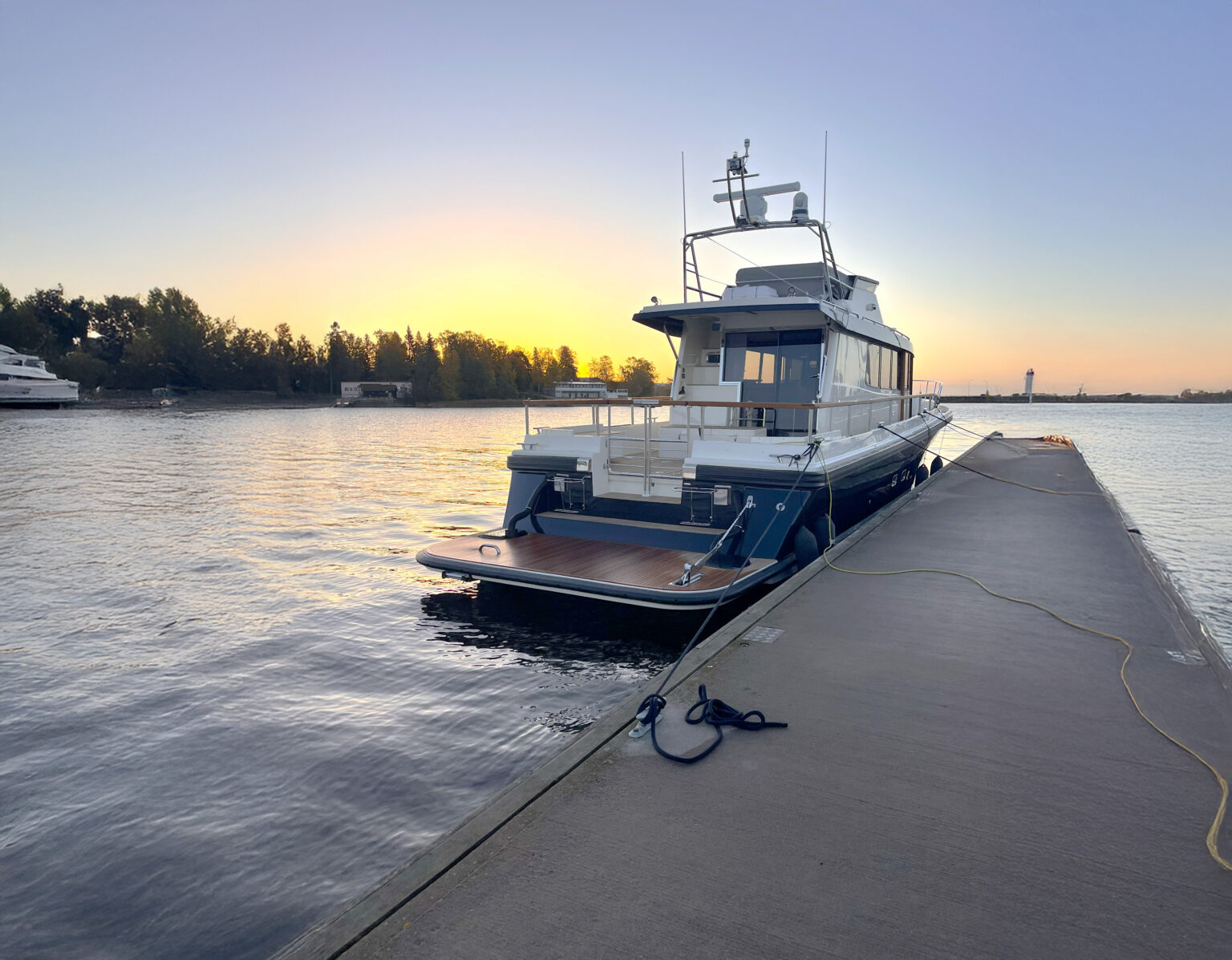 BlueNav, redefining navigation with smart solutions.